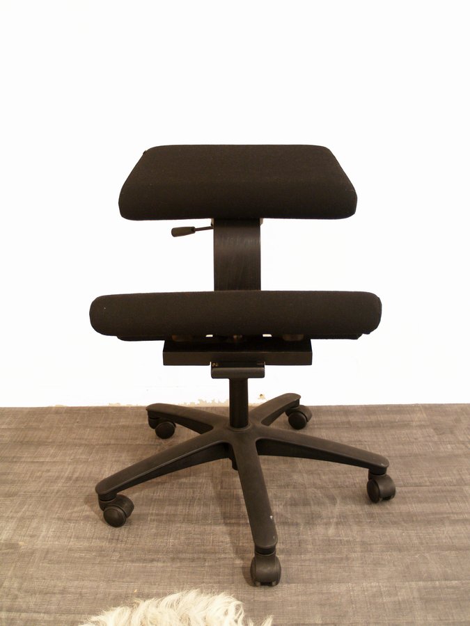 Stokke varier wing balans kniestoel - Vintage Living Shop